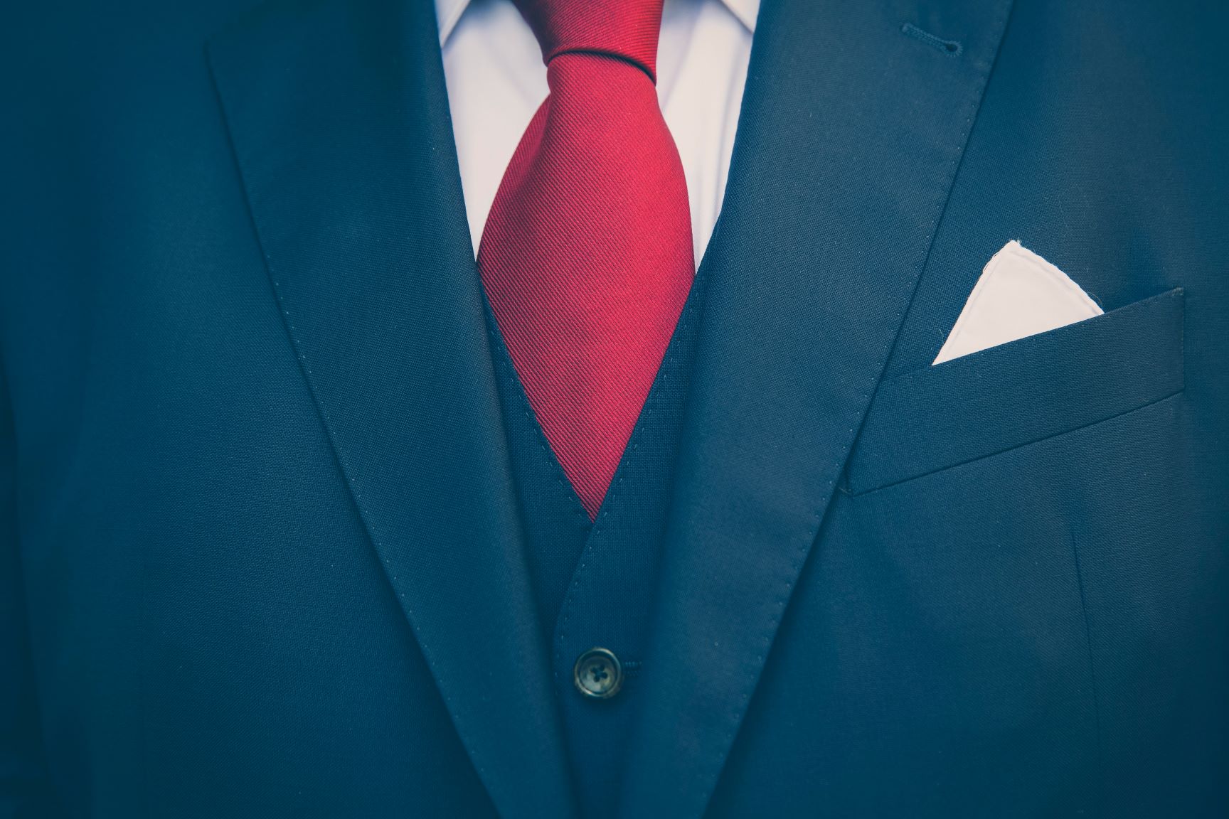 Banker Name Badges: Your First Line of Professional Presentation - All ...